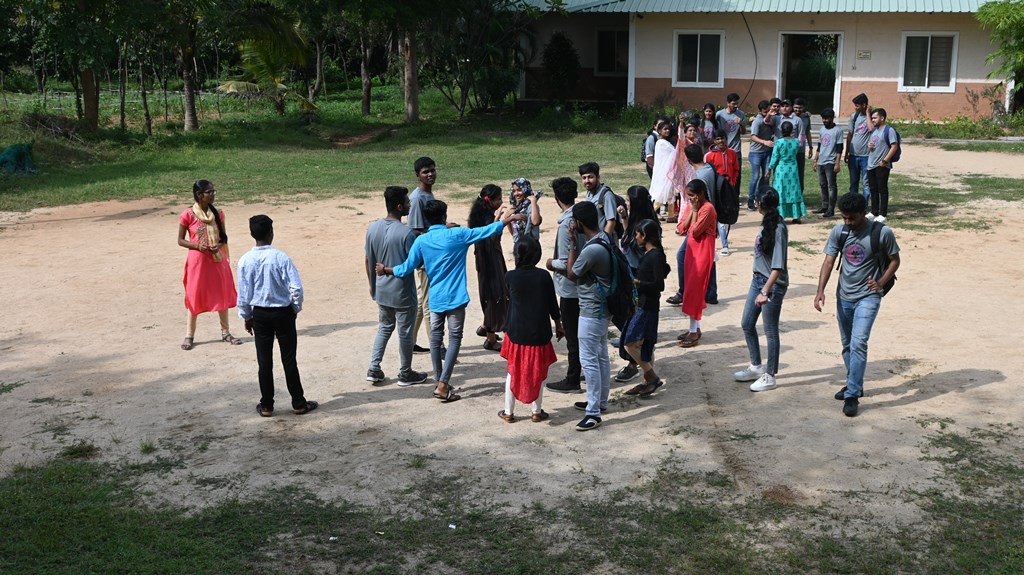 Ribbon Company visit, 2022